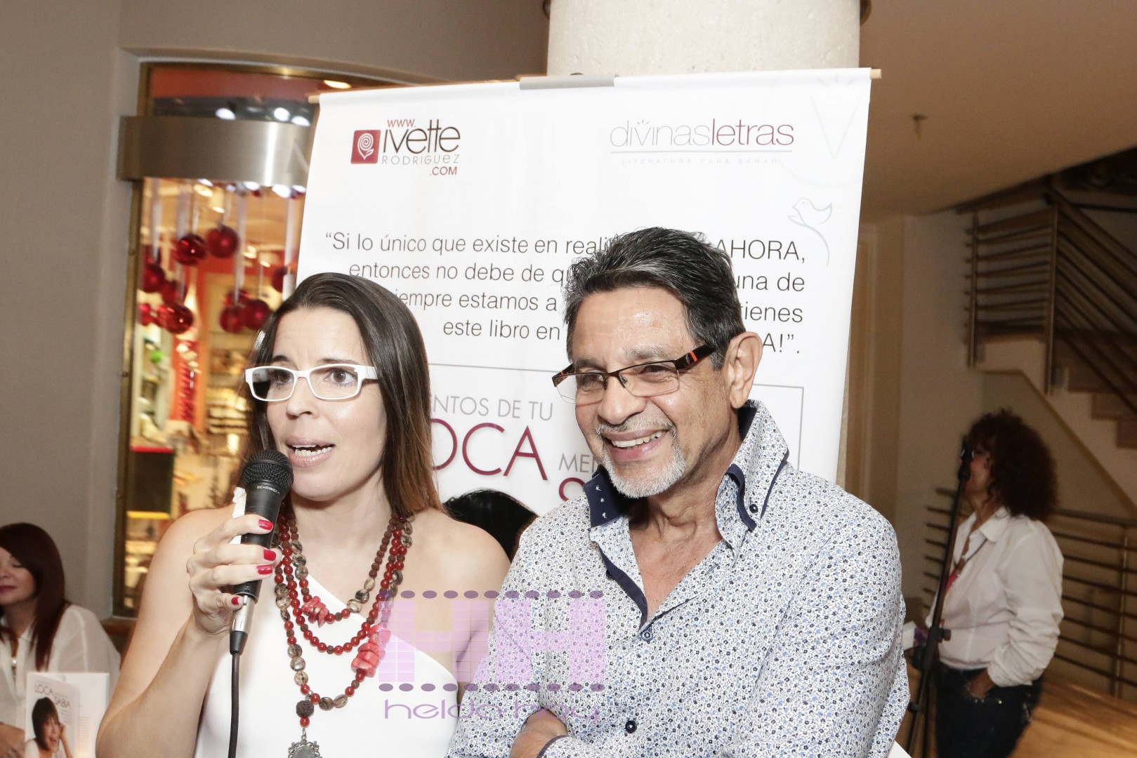 Ivette Rodríguez presenta su obra de arte – Helda Hoy