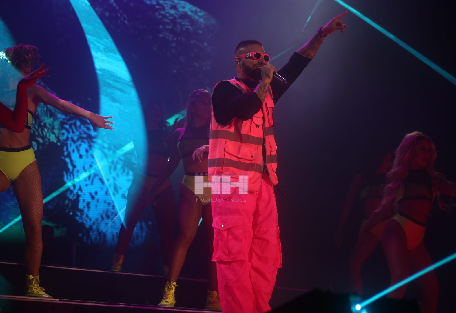 Maluma llega con un vistoso concierto – Helda Hoy